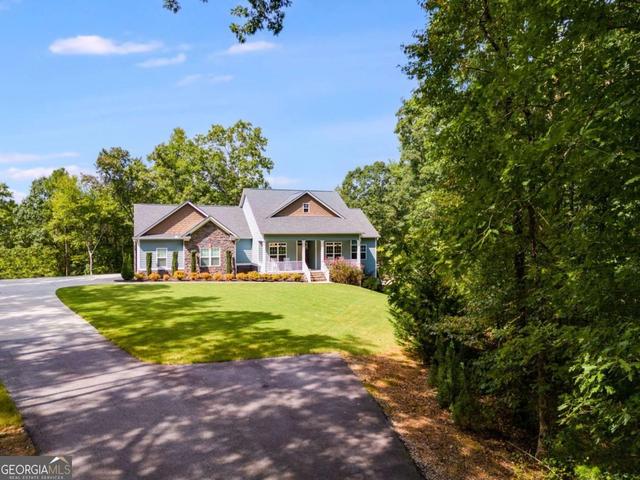 5917 N Helton Rd, Villa Rica, GA 30180 | MLS# 10432127 | 64 Photos - Movoto