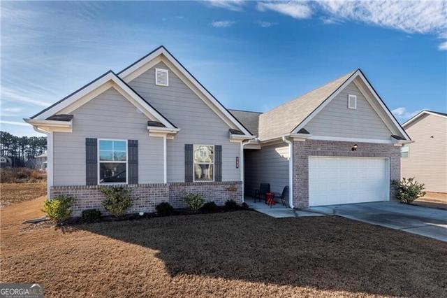 202 Cornwell Way, Calhoun, GA 30701 | MLS# 10449977 | 31 Photos - Movoto