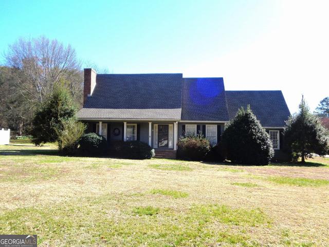 1012 Fairview Rd, Rockmart, GA 30153 | MLS# 10473723 | 40 Photos - Movoto
