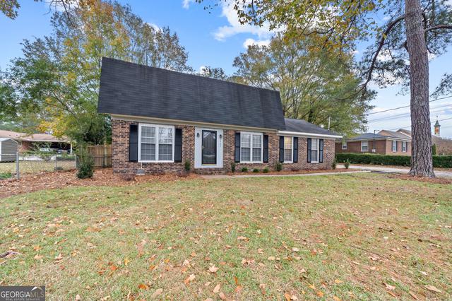 1303 Forest Hill Rd, Macon, GA 31210 | MLS# 10475857 | 45 Photos - Movoto
