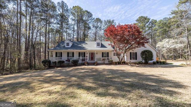 68 Lancaster Way, Newnan, GA 30263 | MLS# 10489008 | 16 Photos - Movoto