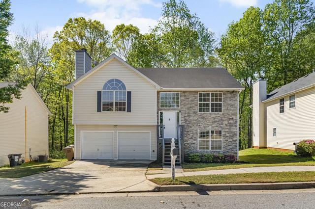 3487 Creekview Dr, Rex, GA 30273 | MLS# 10498325 | 13 Photos - Movoto