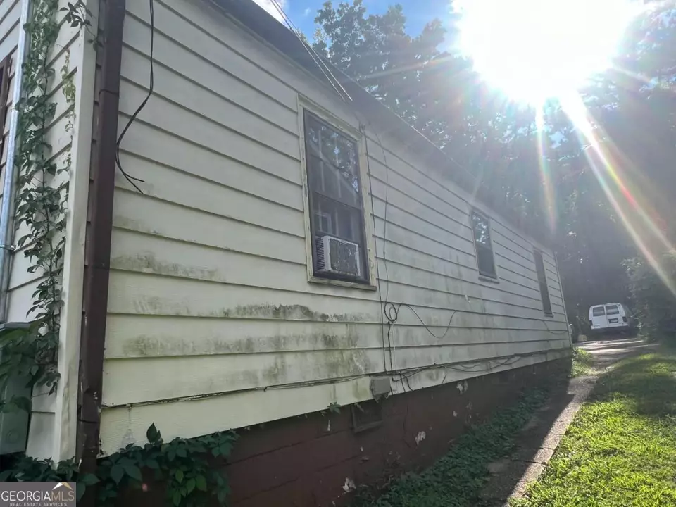 1223 Lockwood Dr SW, Atlanta, GA 30311 | MLS# 10633057 | 7 Photos - Movoto