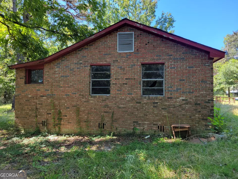 111 Eason St, Statesboro, GA 30458 | MLS# 10657370 | 9 Photos - Movoto