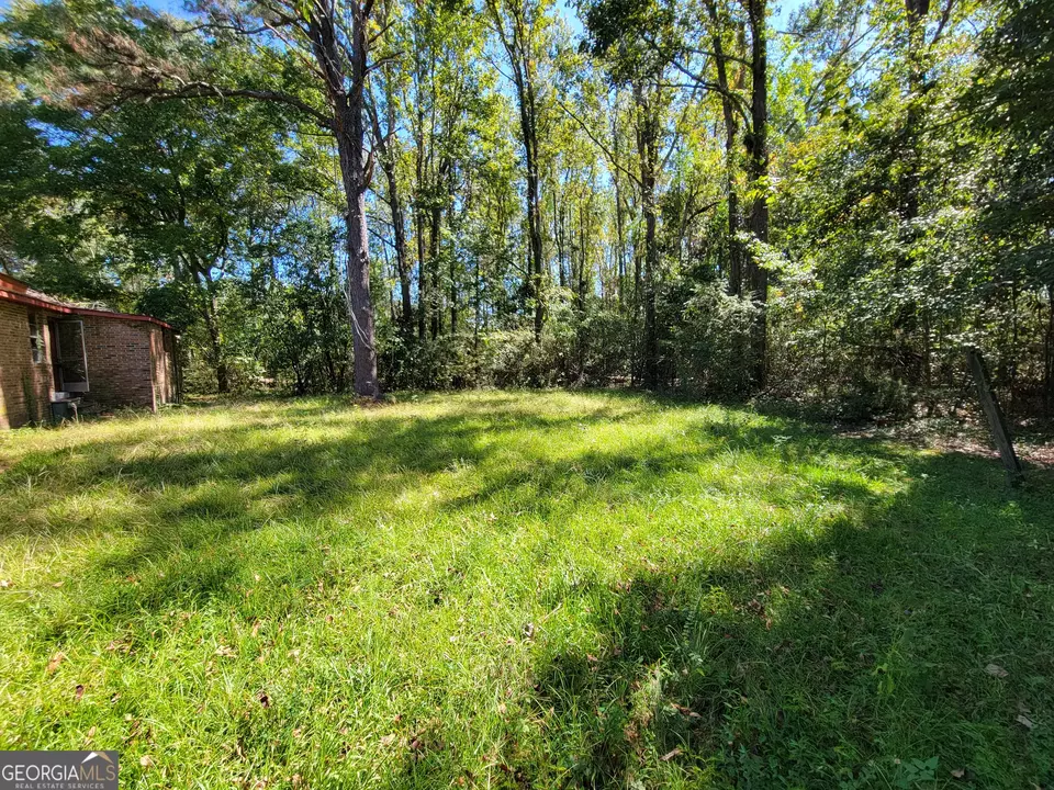 111 Eason St, Statesboro, GA 30458 | MLS# 10657370 | 9 Photos - Movoto