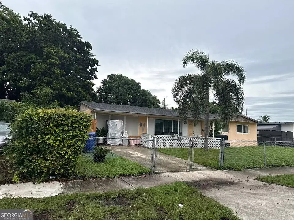 17151 NW 42nd Pl, Miami Gardens, FL 33055 | MLS# 10669582 | 5 Photos ...
