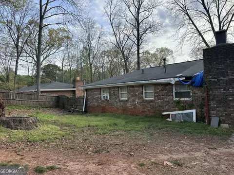 50 Dillard Dr NE, Kennesaw, GA 30144 | MLS# 10725285 | 40 Photos - Movoto