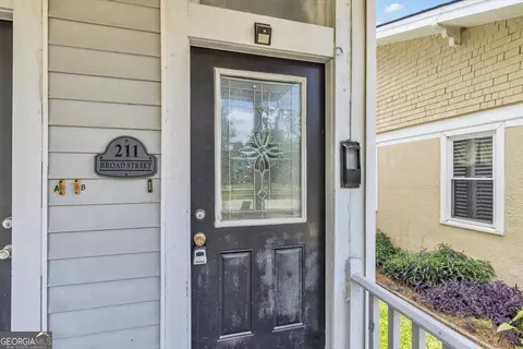 211 Broad St, Augusta, GA 30901 | MLS# 10786373 | 17 Photos - Movoto
