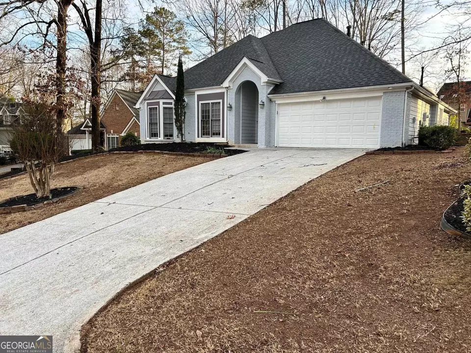 7051 Wind Run Way, Stone Mountain, GA 30087 | 23 Photos - Movoto