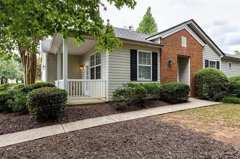 137 W Oaks Pl, Woodstock, GA 30188 | 25 Photos | MLS #7082436 - Movoto