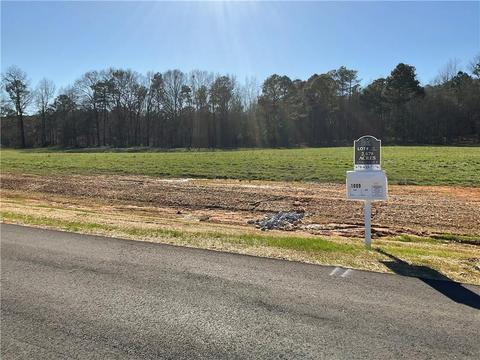 1009 Lake Varner Dr, Covington, GA 30014 | 7 Photos | MLS #7180908 - Movoto