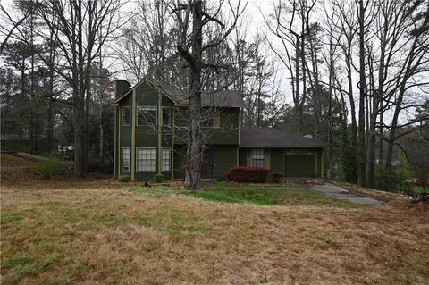 4941 Brookstone Pkwy, Ellenwood, GA 30294 | 31 Photos | MLS #7184404 ...
