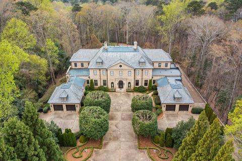 2511 W Wesley Rd, Atlanta, GA 30327 | 74 Photos | MLS #10154697 - Movoto