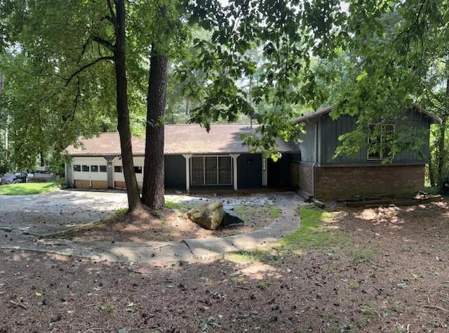 6523 Walden Pond Rd, Stone Mountain, GA 30087 | 44 Photos - Movoto