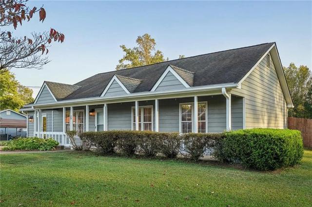 79 Russell Ln, Dallas, GA 30157 | 57 Photos - Movoto