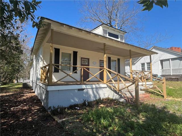 31 N Broad St N, Porterdale, GA 30014 | MLS# 7492133 | 27 Photos - Movoto