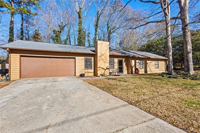 3441 Creekwood Dr SE, Conyers, GA 30094 | MLS# 7513395 | 20 Photos - Movoto