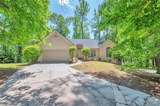 616 Lone Oak Ct, Lithonia, GA 30058 | MLS# 7580154 | 30 Photos - Movoto