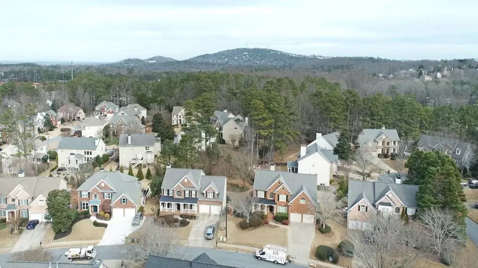 3410 Bonaire Xing, Marietta, GA 30066 | MLS# 7671279 | 75 Photos - Movoto