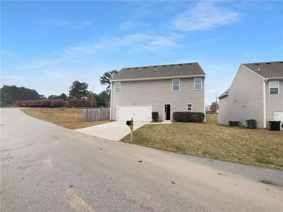 2315 Freeman Rd, Jonesboro, GA 30236 | MLS# 7684862 | 29 Photos - Movoto