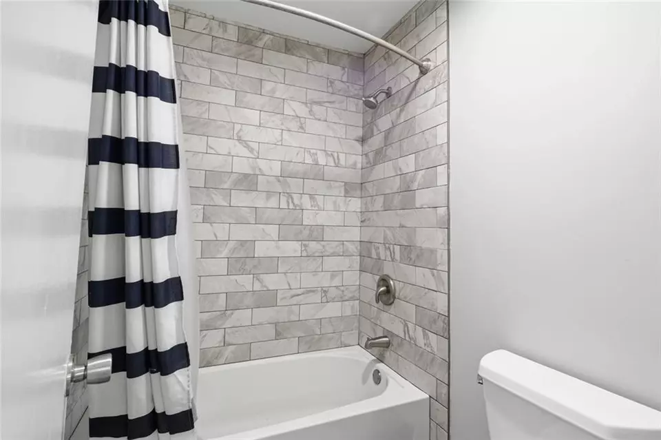 210 Appleby Dr #119, Athens, GA 30605 | MLS# 7699080 | 35 Photos - Movoto