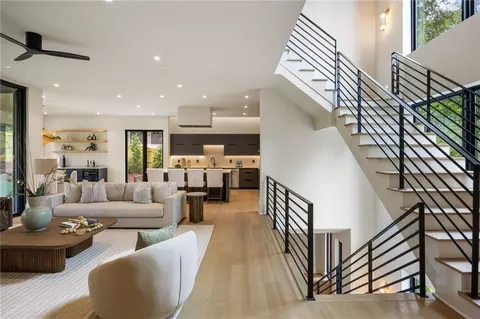 2822 Shady Valley Dr NE, Atlanta, GA 30324 | MLS# 7790128 | 70 Photos ...