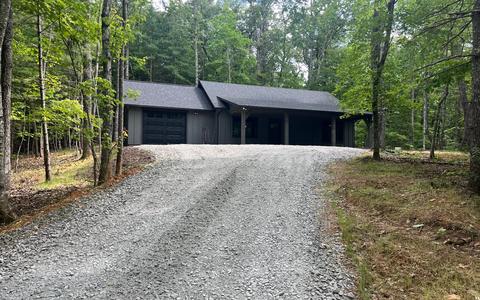 393 Grace Dr, Blue Ridge, GA 30513 | 26 Photos | MLS #325478 - Movoto