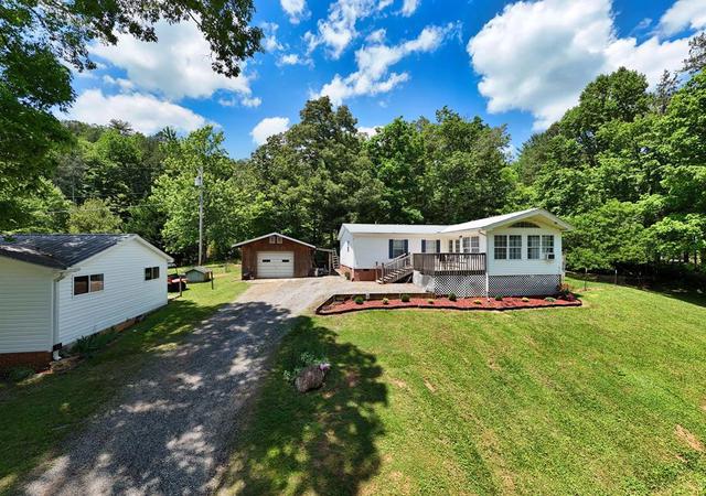 17 Thunderbird Ln, Marble, NC 28905 | 58 Photos - Movoto