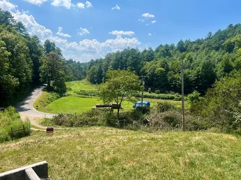 1244 Cook Creek Rd, Murphy, NC 28906 | 17 Photos - Movoto