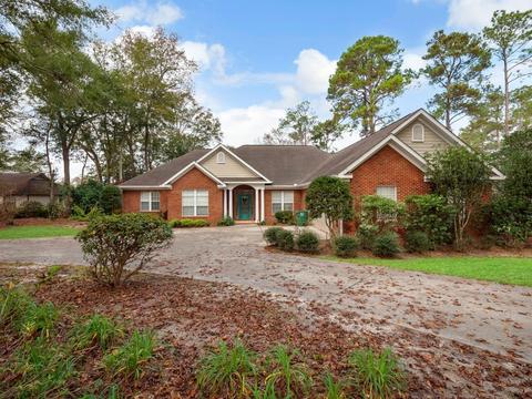 1265 Dogwood Dr, Havana, FL 32333 | 36 Photos | MLS #355399 - Movoto