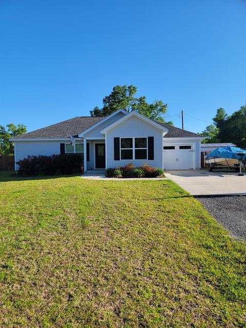 27 Logans Run Ave, Crawfordville, FL 32327 | 18 Photos - Movoto