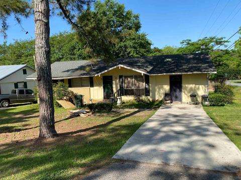 897 NW 9th St, Cairo, GA 39828 | 40 Photos | MLS #359330 - Movoto