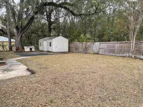 416 W Hargrove St, Perry, FL 32347 | 26 Photos - Movoto