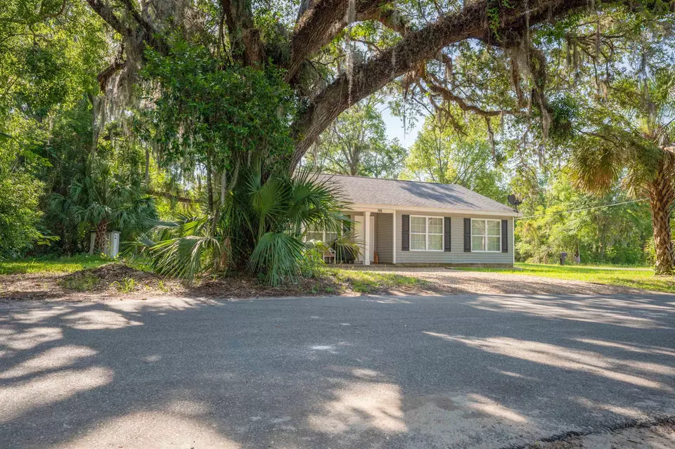 702 Kindle Dr, Perry, FL 32347 | 24 Photos - Movoto