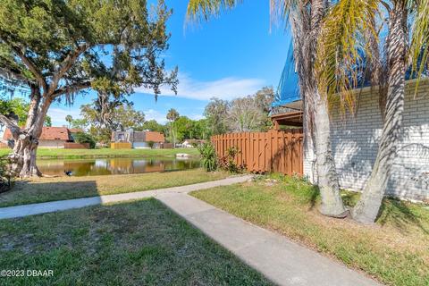 142 Moonstone Ct, Port Orange, FL 32129 | 23 Photos | MLS #1106705 - Movoto