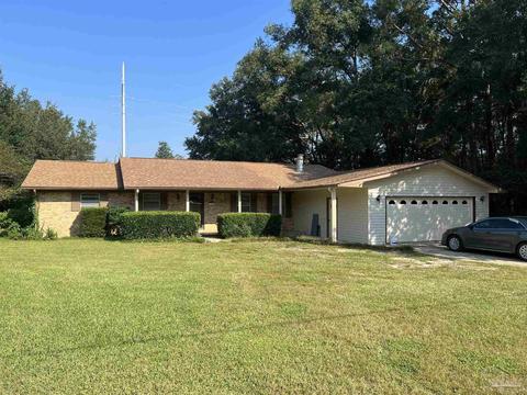 7106 Wymart Rd, Pensacola, FL 32526 | 39 Photos | MLS #616788 - Movoto