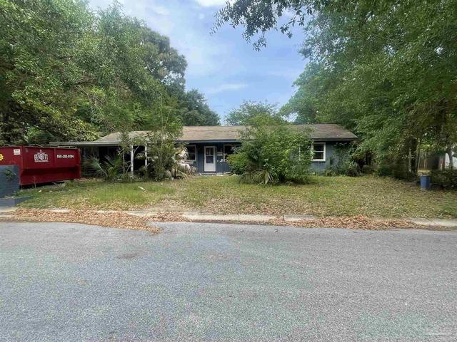 4519 Lemoyne Ln, Pensacola, FL 32505 | MLS# 664042 | 12 Photos - Movoto