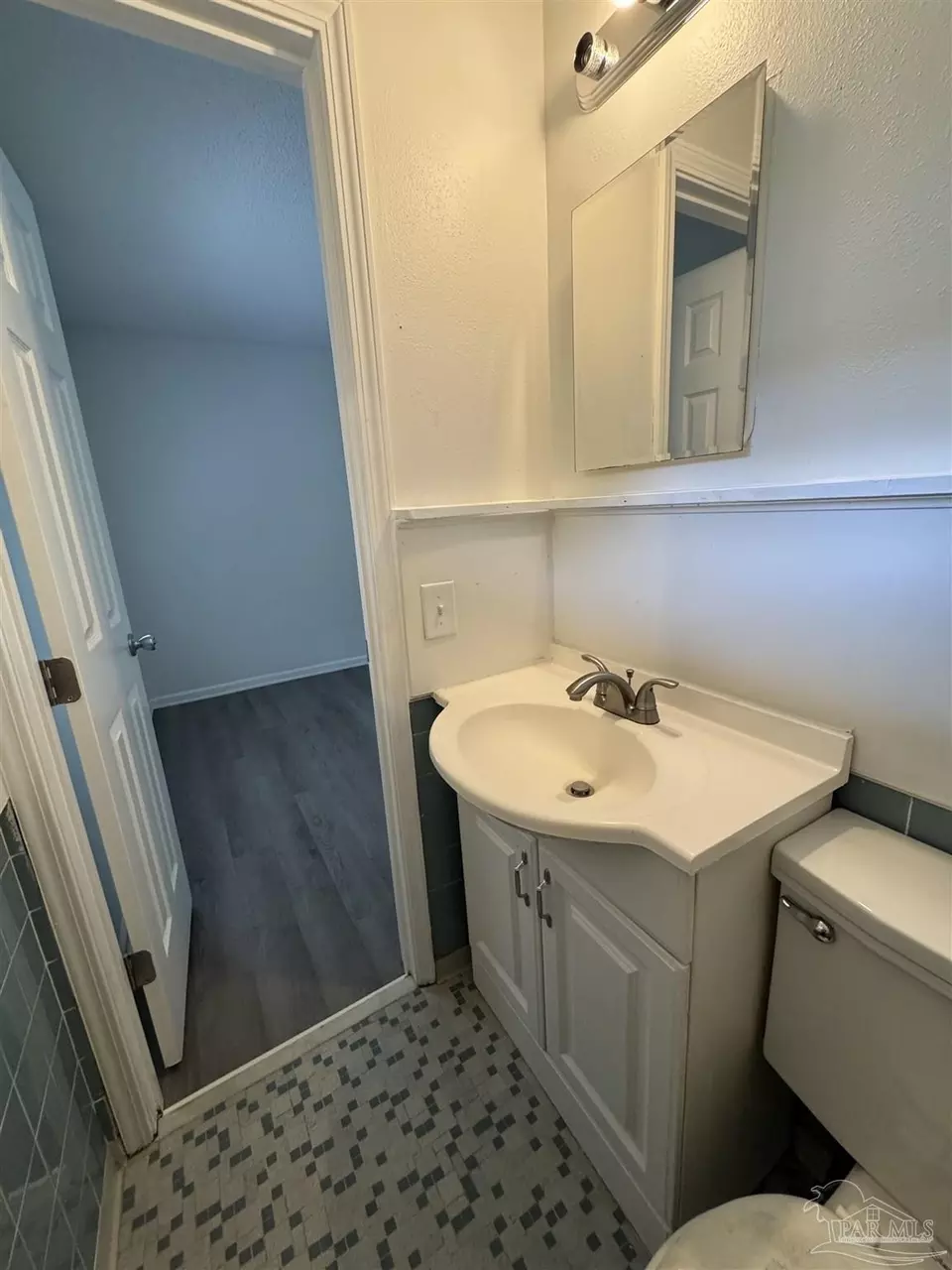 272 St Patrick Ave, Pensacola, FL 32503 | MLS# 665143 | 45 Photos - Movoto