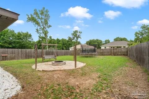 3714 Diamond St, Pace, FL 32571 | MLS# 683177 | 30 Photos - Movoto