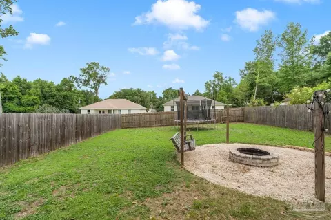 3714 Diamond St, Pace, FL 32571 | MLS# 683177 | 30 Photos - Movoto