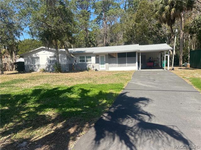 8403 W Grover Cleveland Blvd, Homosassa, FL 34446 - Movoto
