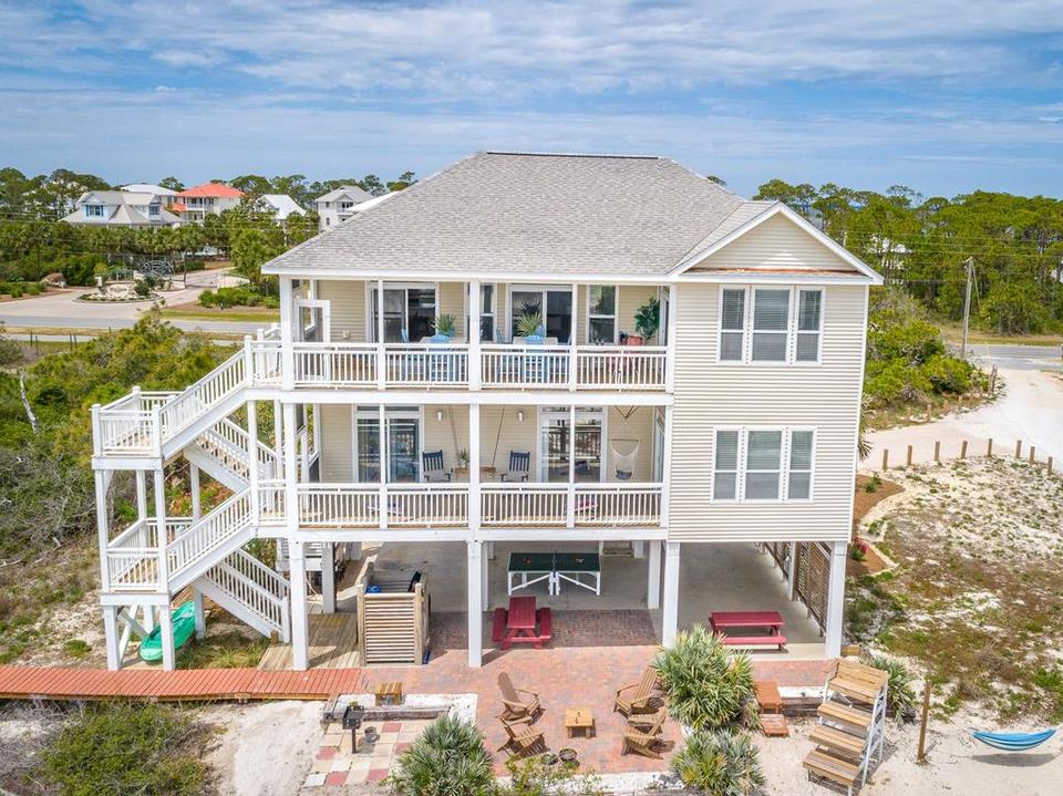 1640 E Gulf Beach Dr, Saint George Island, FL 32328 - Movoto
