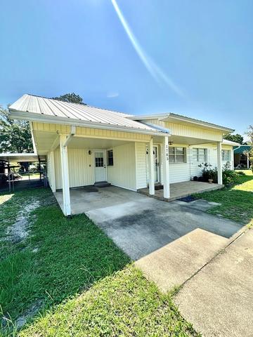 1903 Long Ave, Port Saint Joe, FL 32456 | 9 Photos - Movoto