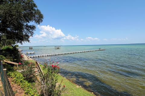 47 Shalimar Homes for Sale - Shalimar FL Real Estate - Movoto