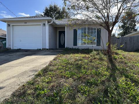322 Apple Dr, Crestview, FL 32536 | 17 Photos | MLS #912856 - Movoto