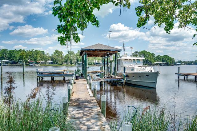 2838 Bay Grove Rd, Freeport, FL 32439 | 63 Photos - Movoto