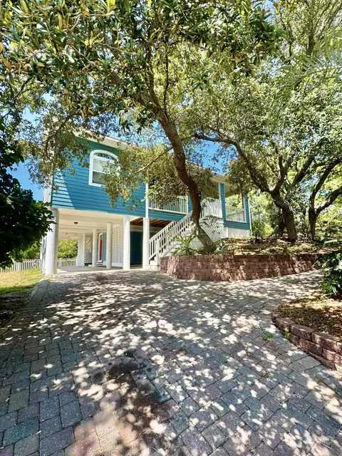 Destin, FL Single Family Homes For Sale - Movoto