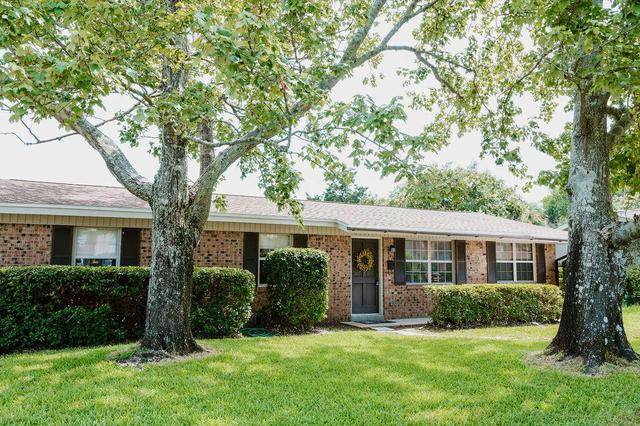 728 E Hollywood Blvd, Mary Esther, FL 32569 | 51 Photos - Movoto