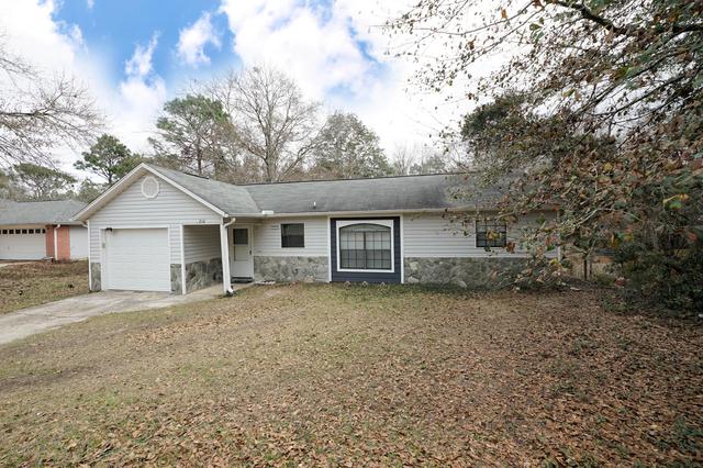 210 Feldon Dr, Crestview, FL 32536 | MLS# 968094 | 25 Photos - Movoto
