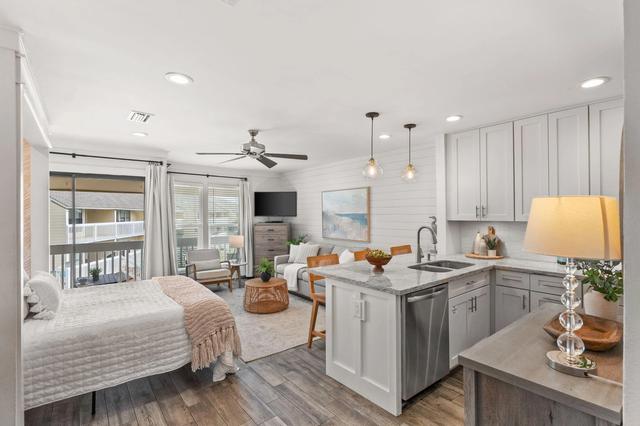 775 Gulf Shore Dr UNIT 8233, Destin, FL 32541 | MLS# 973107 | 31 Photos ...